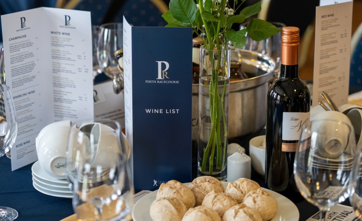 Tickets and Packages for a day at the races in Perthshire
