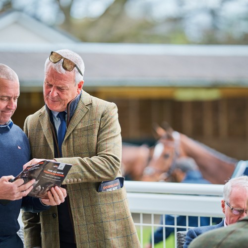 Information about visiting Perth Racecourse